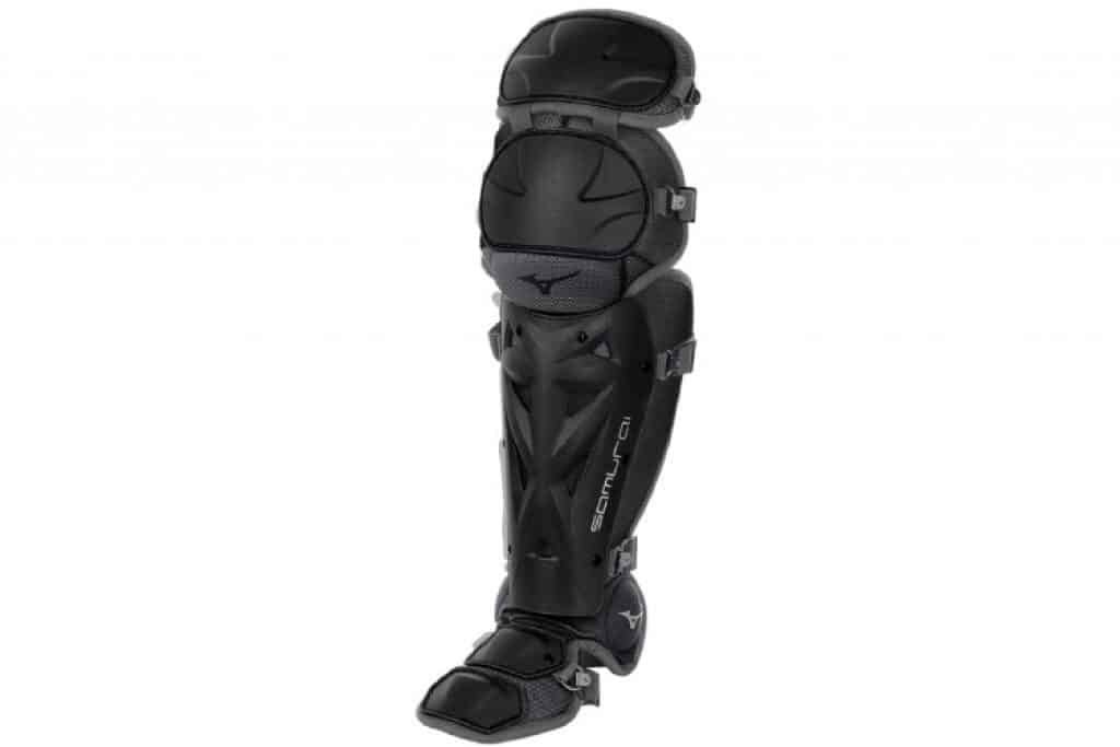 7 Fastpitch Catcher’s Gear: Ultimate Protection Behind the Plate